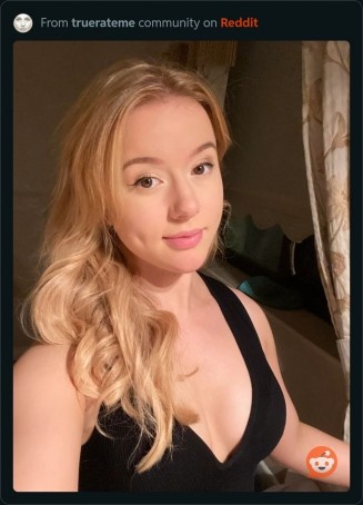 Jessi B, 18, United Kingdom