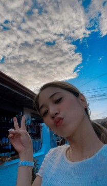 Lana, 21, Philippines