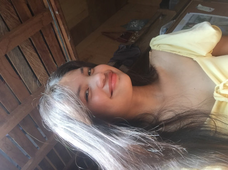 Ely Lozano, 18, Philippines