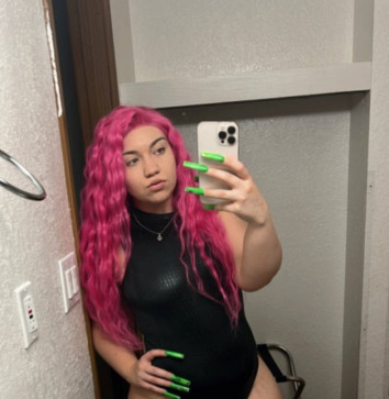 Danielle James, 29, United States