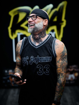 Howard, 48, United States