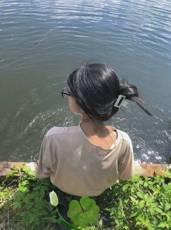 Yan, 18, Philippines